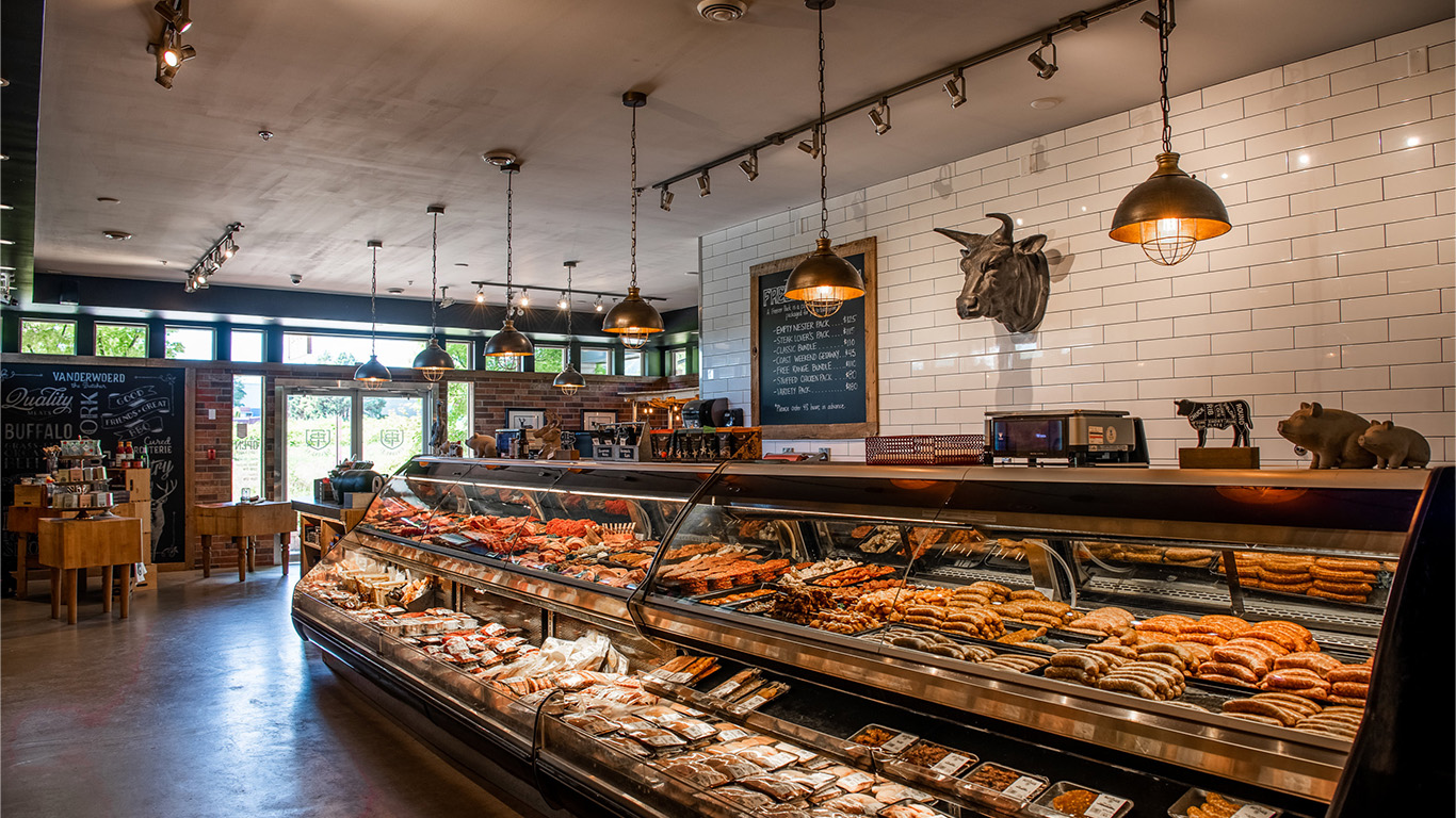 Ferma Baciu - Romanian quality beef, carried with love from farm to fork